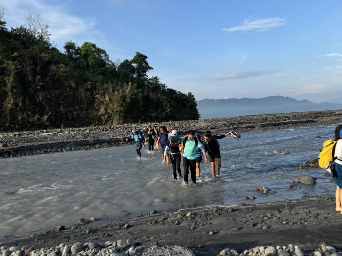 Escape to the Wild: A Thrilling Yet Chill Adventure to Mt. Pinatubo ...